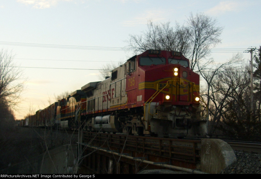 CSX Q380 with BNSF power